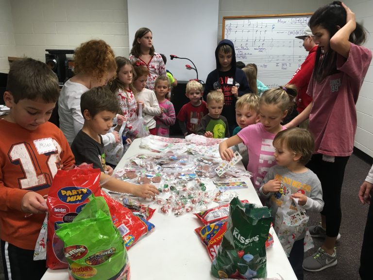 The Best Gift You Can Give the Parents In Your Ministry – Deeper KidMin